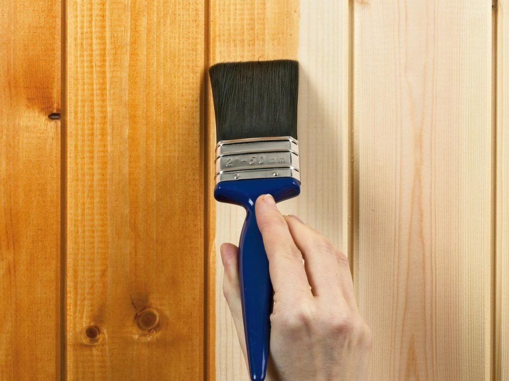 Finishing Cat Kayu Yang Bagus dan Tahan Lama Untuk Lapisan Rumah Kayu ...